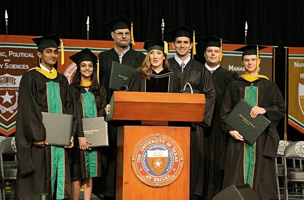 First Abroad Scholarship - University Of Texas - Careerinfos